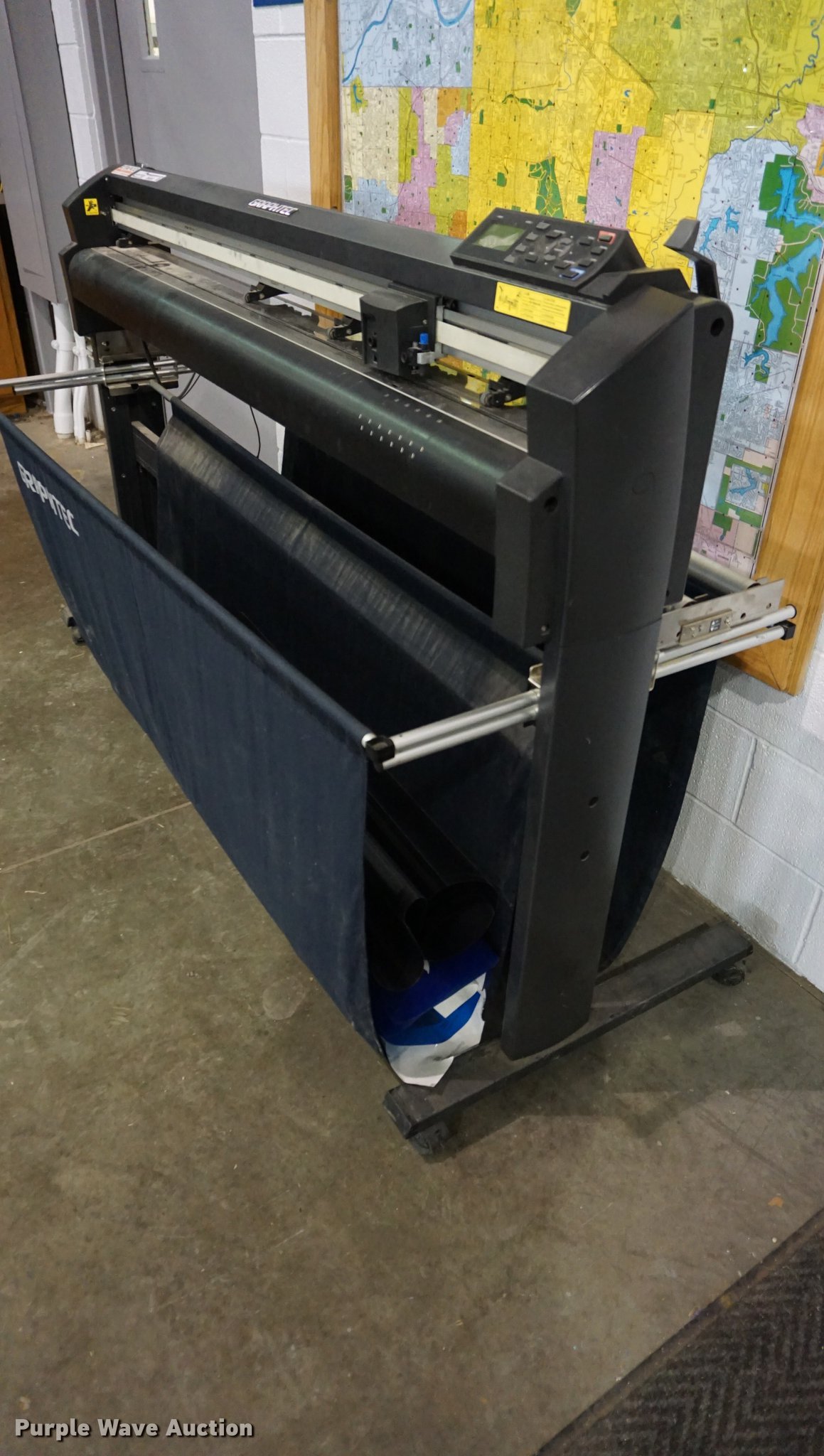 Graphtec FC8000-130 cutting plotter in Merriam, KS | Item DN9357 sold ...