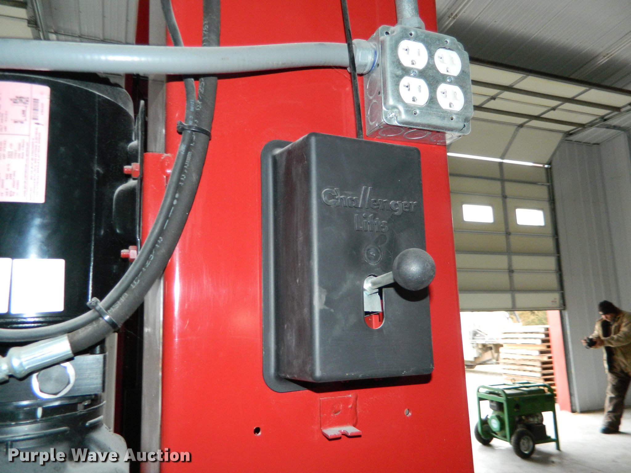 2012 Challenger CL10 two post lift in Phillipsburg, KS | Item DB6635 ...