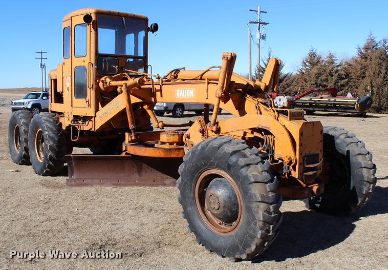 Galion 118 rigid frame motor grader in Holyrood, KS | Item DC7741 sold ...