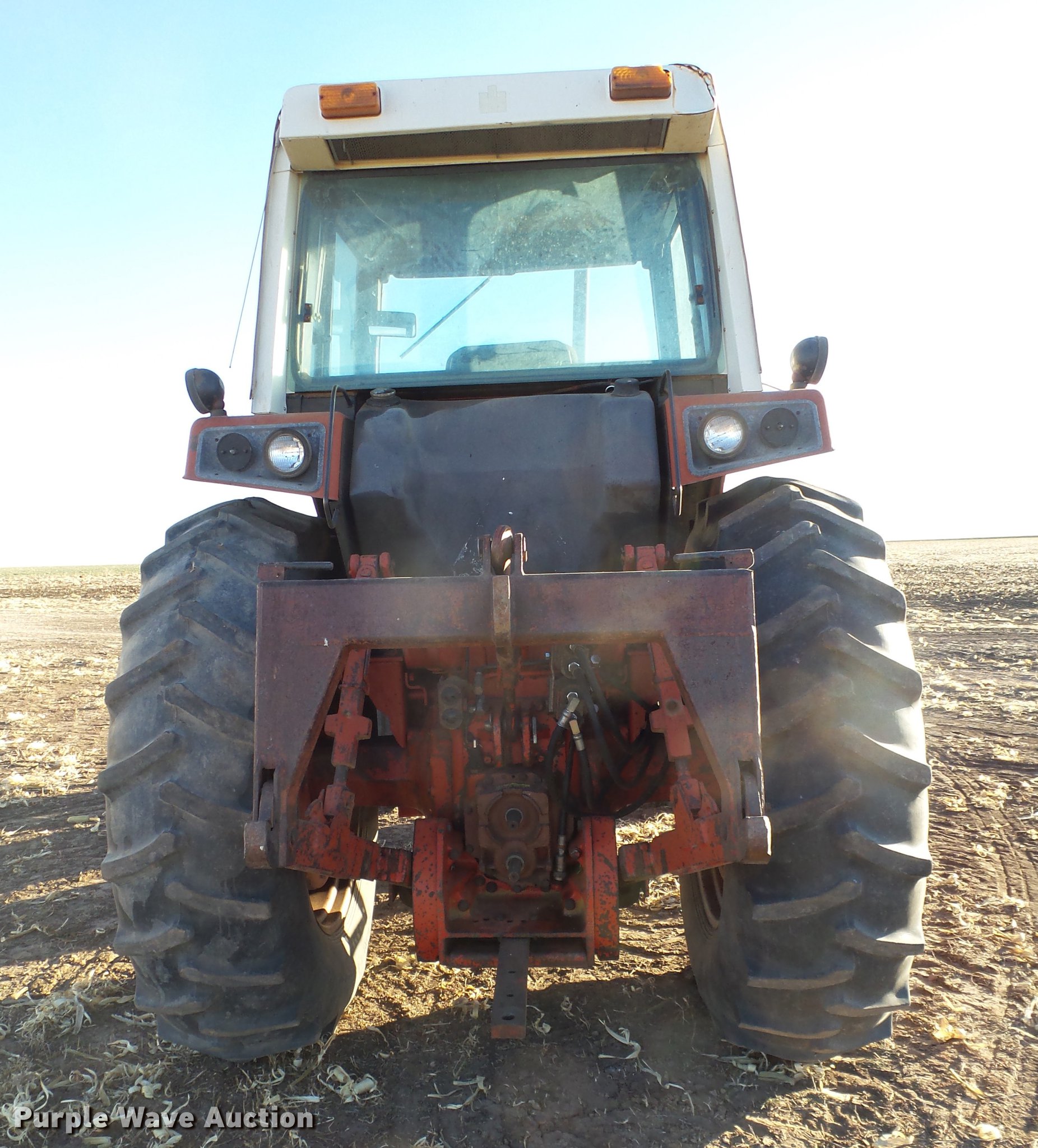 1981 International 1486 tractor in Panhandle, TX | Item EI9502 sold | Purple Wave