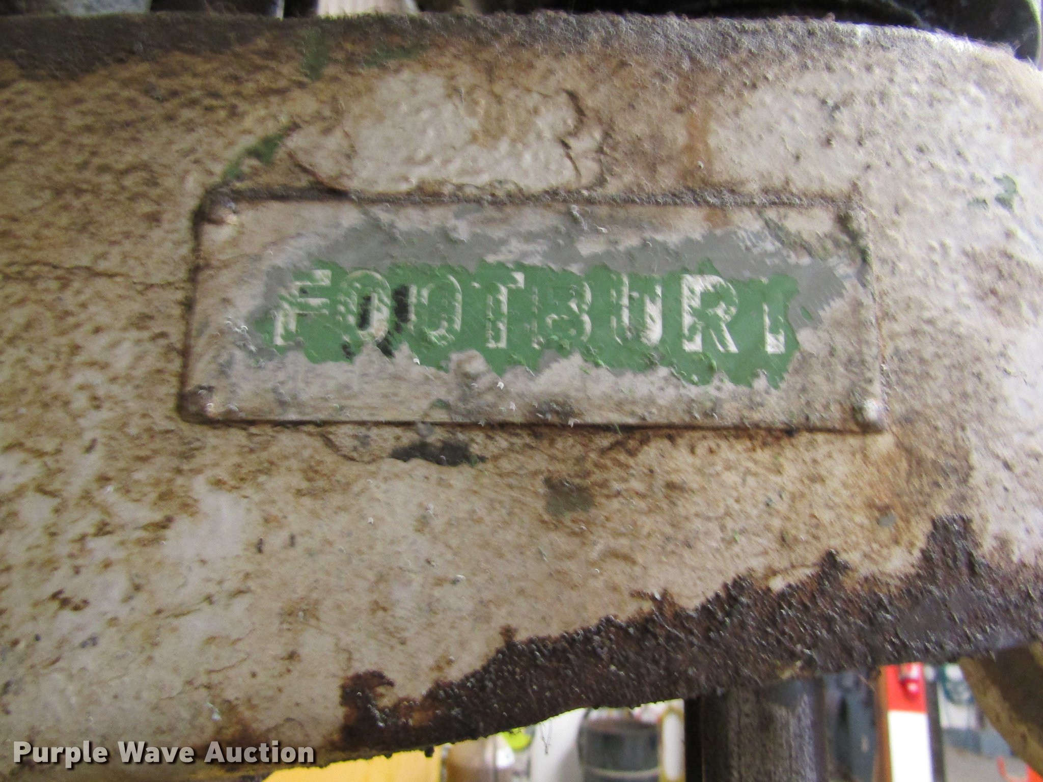 Foot burt drill press in Garden City, KS | Item BU9638 sold | Purple Wave