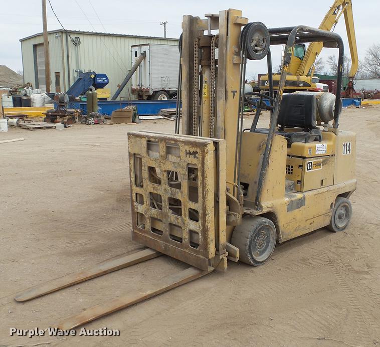 Caterpillar T50B forklift in Salina, KS | Item DC5716 sold | Purple Wave