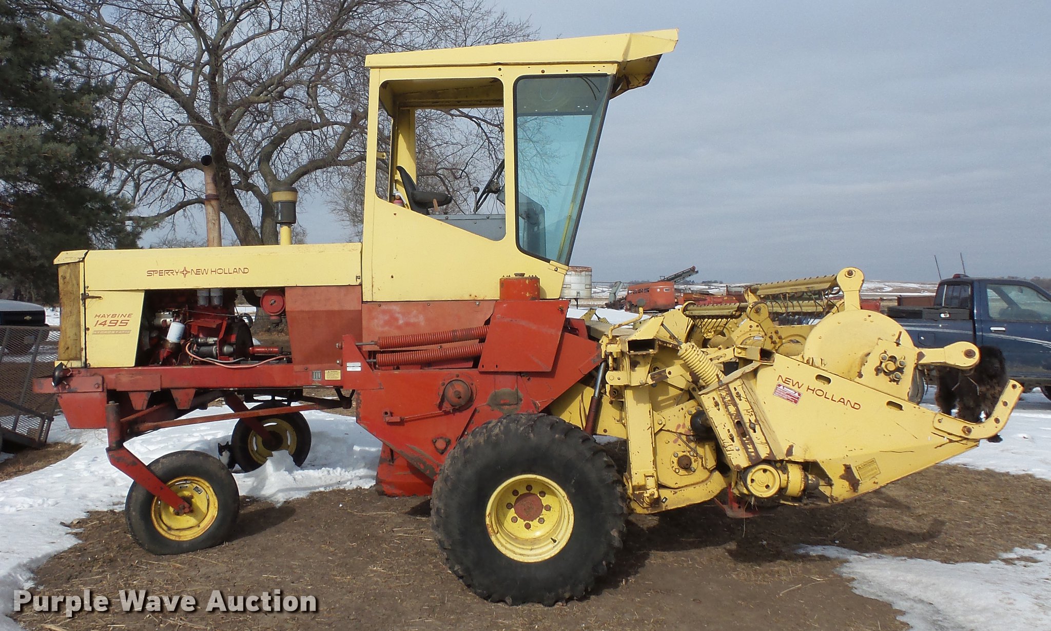 1981 New Holland 1495 self-propelled windrower in Hudson, SD | Item ...