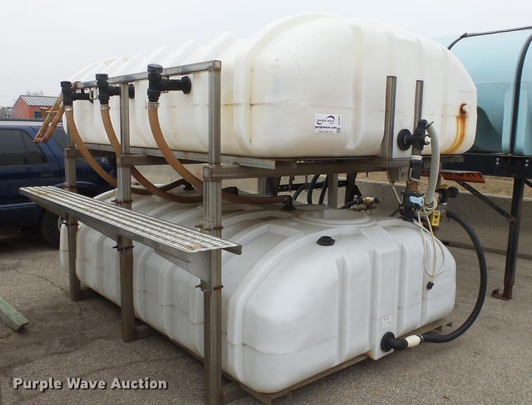 2000 Sprayer Specialties SB1400SS salt brine maker mixing tanks in ...