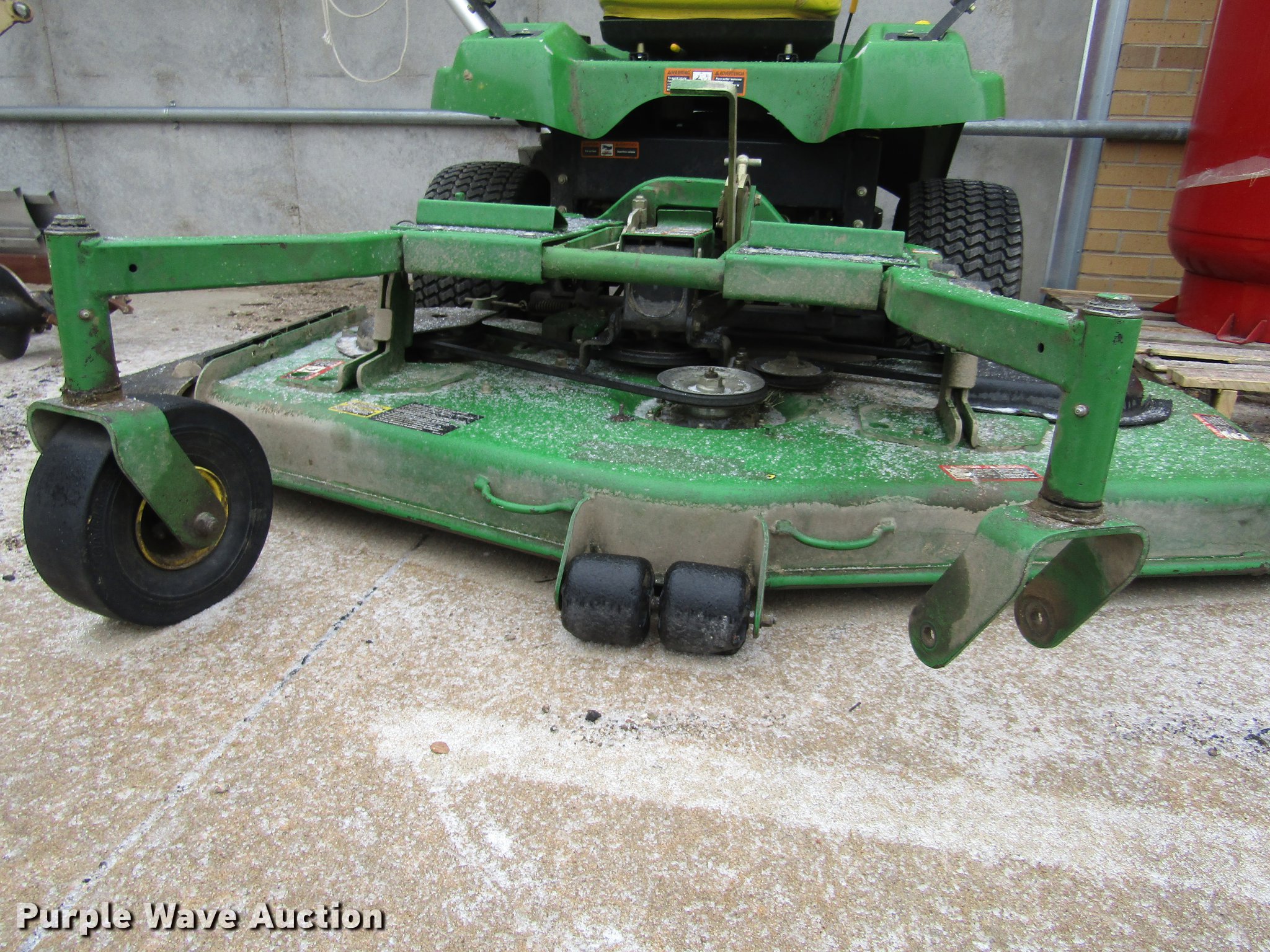 John Deere F687 Z-Trak lawn mower in Fort Dodge, KS | Item BU9659 sold ...