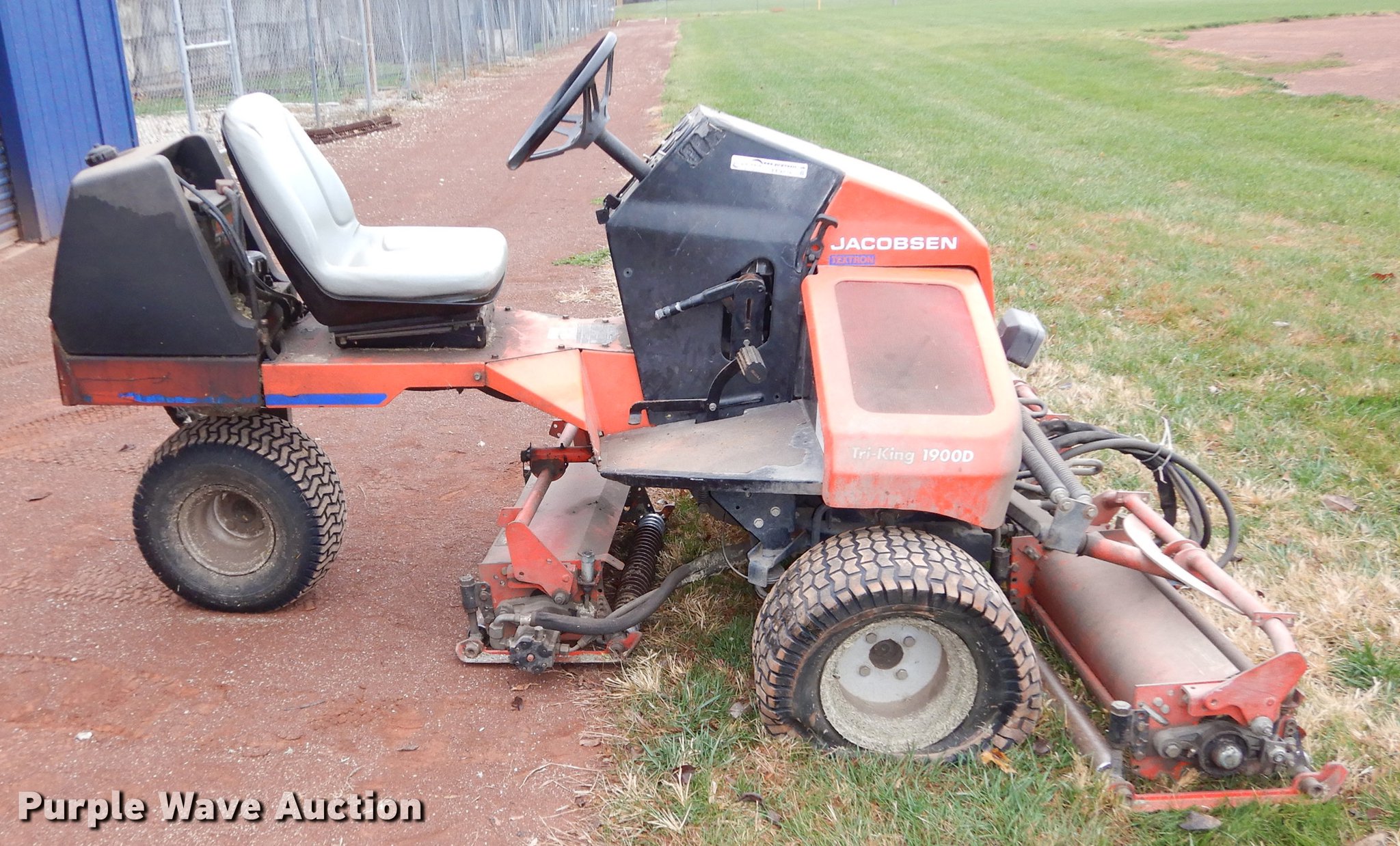 Jacobsen Tri King 1900D reel mower in Topeka, KS | Item EE9209 sold ...