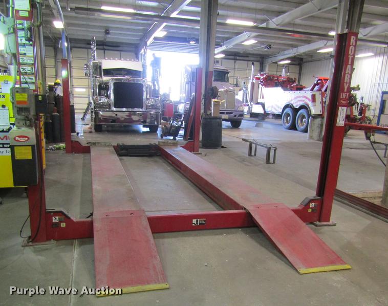 Rotary SM123-10 four post lift in Great Bend, KS | Item DB1248 sold ...