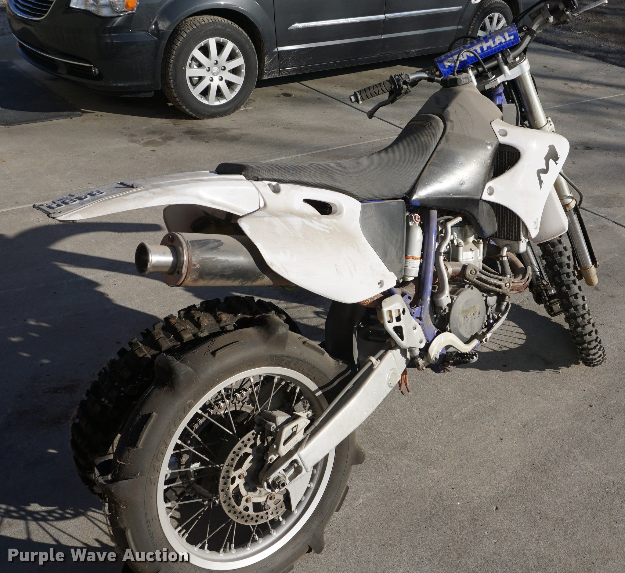 2000 Yamaha WR400FM dirt bike in Paola, KS | Item DN9329 sold | Purple Wave