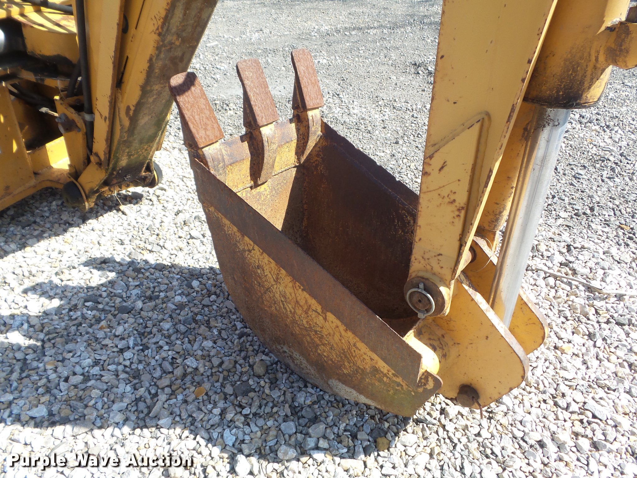 Case D100 skid steer backhoe in Saint Charles, MO | Item DM9986 sold ...