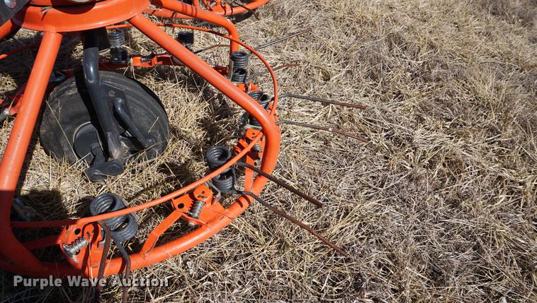 2015 Kuhn Haybob 360 tedder/rake in Holton, KS | Item DE3089 sold ...