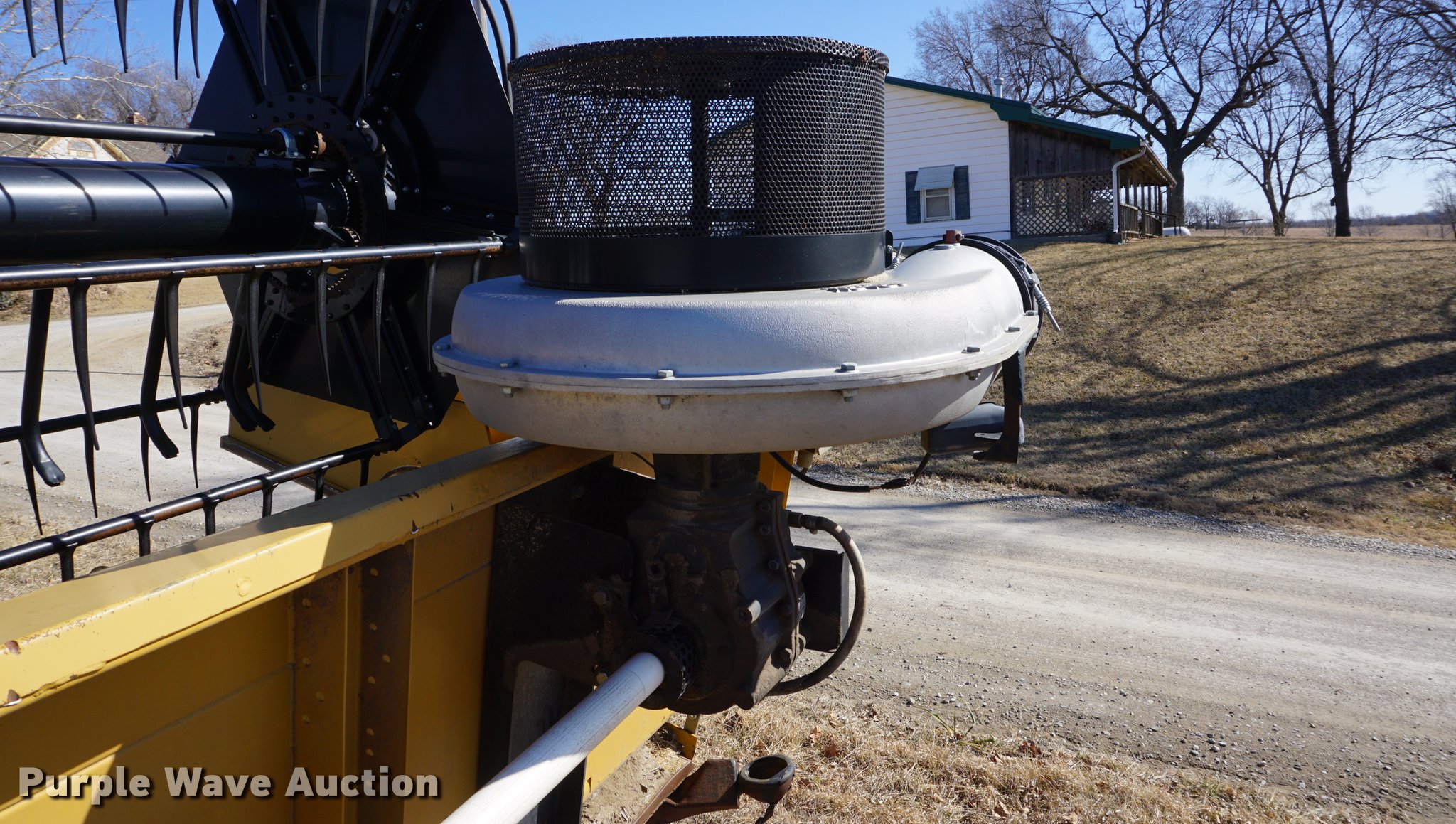 Caterpillar F30 flex head in Holton, KS | Item DB0499 sold | Purple Wave