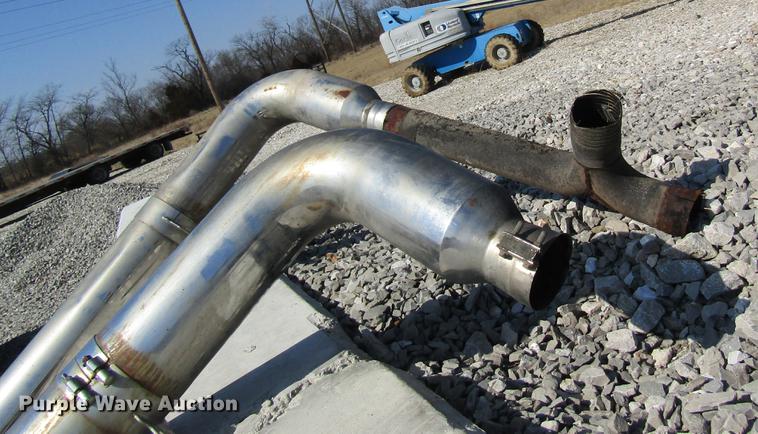 (4) semi truck exhaust stacks in Columbia, MO | Item DC4465 sold ...