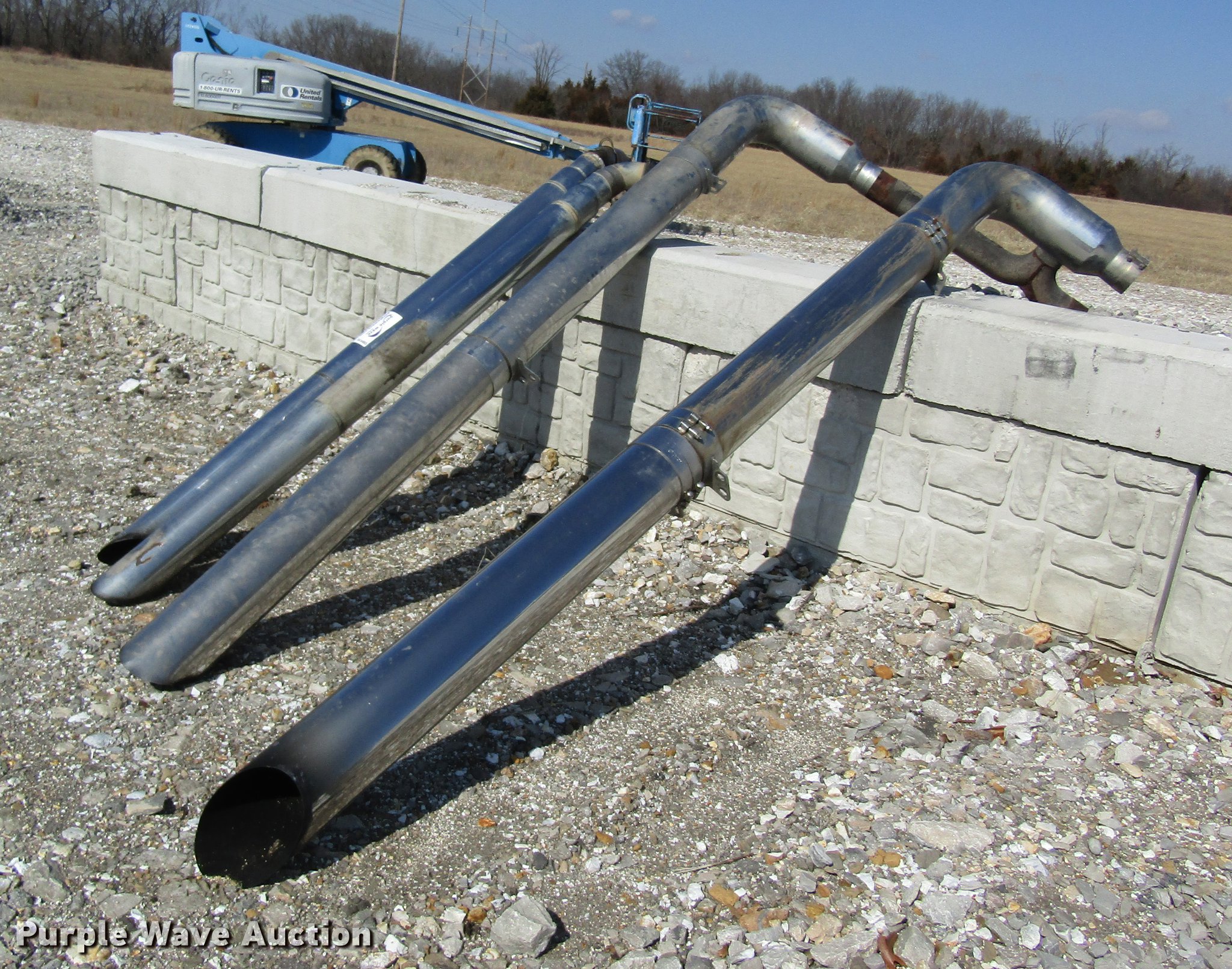 (4) semi truck exhaust stacks in Columbia, MO | Item DC4465 sold ...
