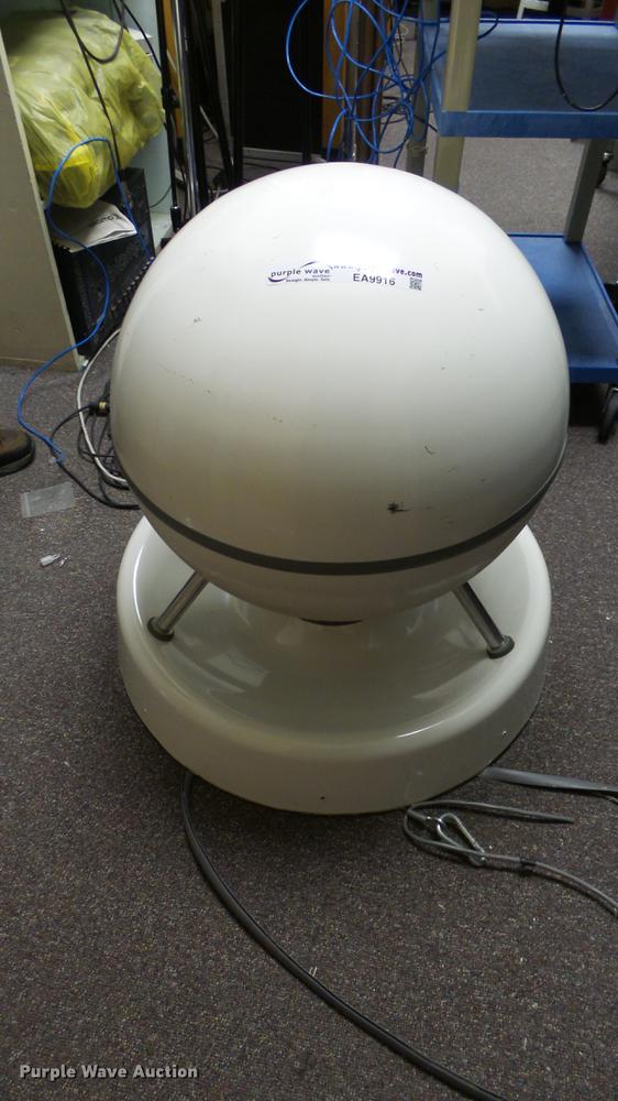 Soundsphere Q12 speaker in Stafford, KS | Item EA9916 sold | Purple Wave