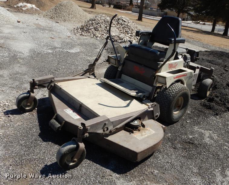 Grasshopper 720K ZTR lawn mower in Alma, KS | Item EN9080 sold | Purple ...