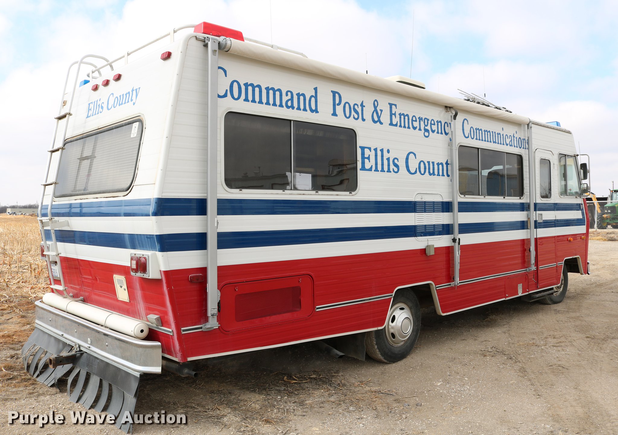 1981 Chevrolet P30 Winnebago ICF26RT RV in Hays, KS | Item DC3528 sold ...