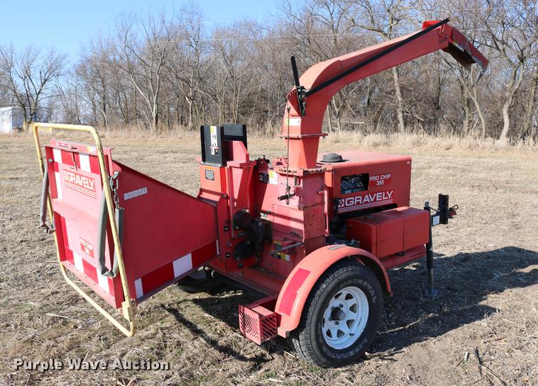 1997 Gravely Pro Chip 395 wood chipper in Concordia, KS | Item DC7685 ...