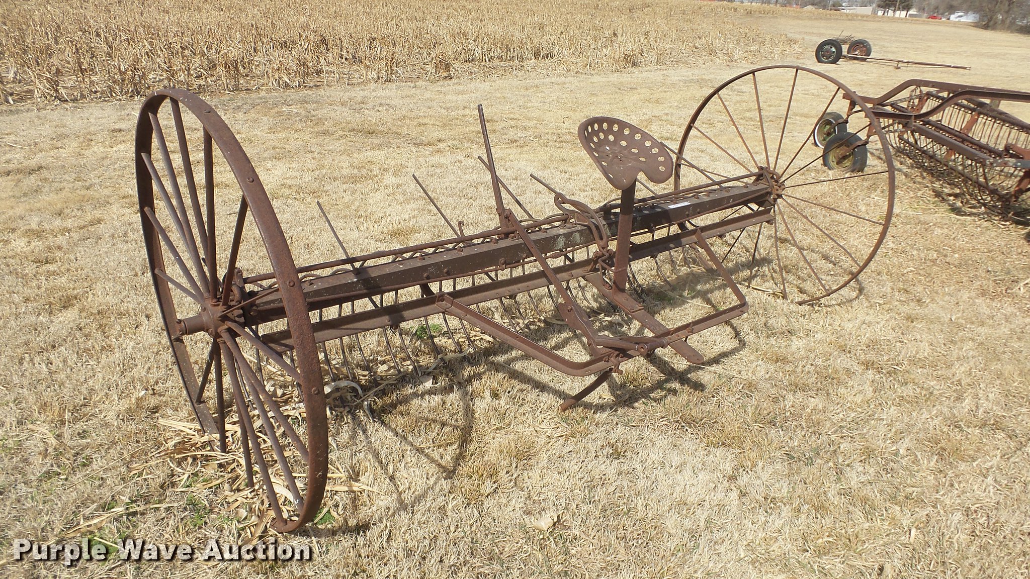Hay rake in Lyons, KS | Item BF9779 sold | Purple Wave