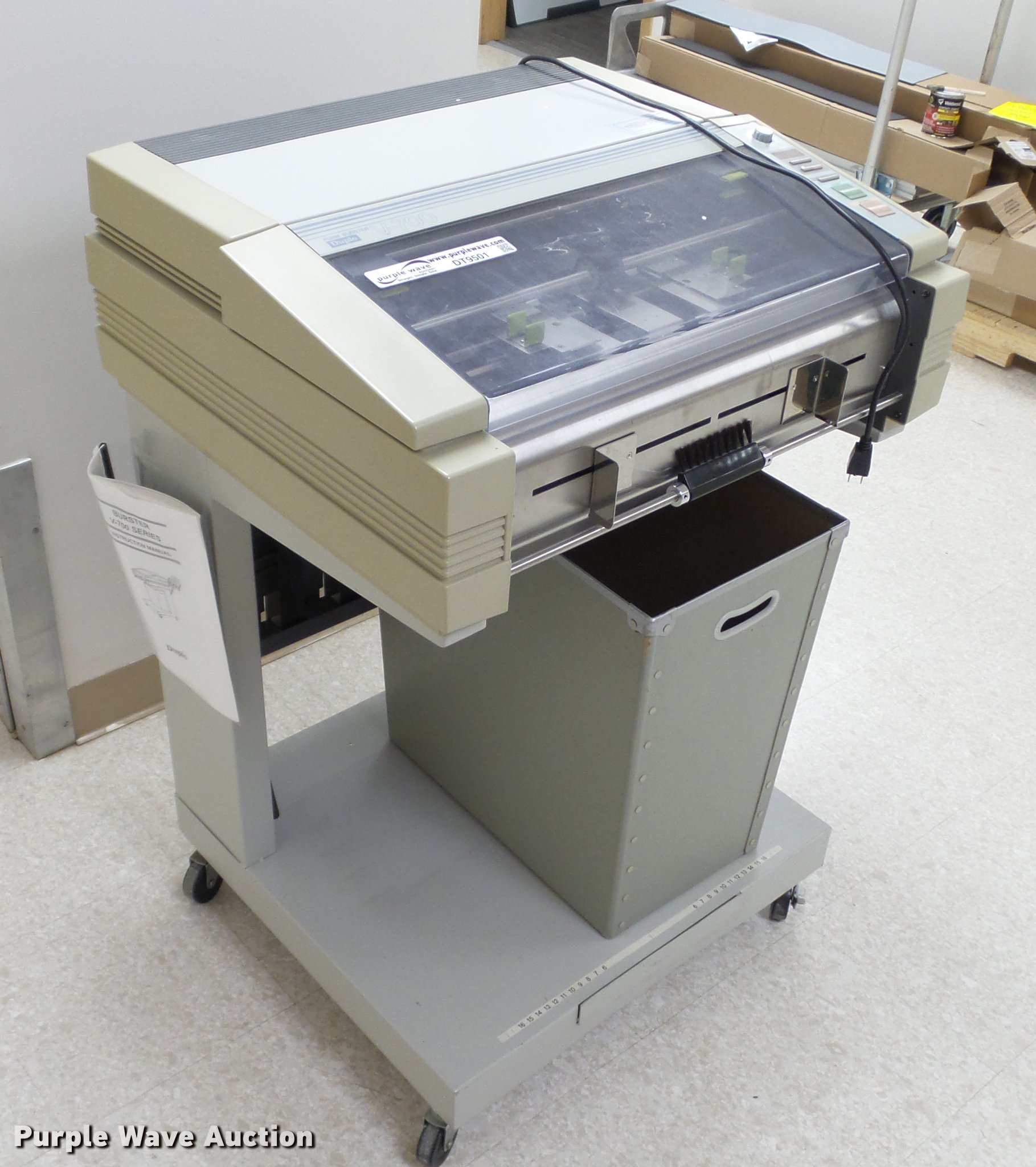 Duplo V700 form burster in Pratt, KS | Item DT9501 sold | Purple Wave