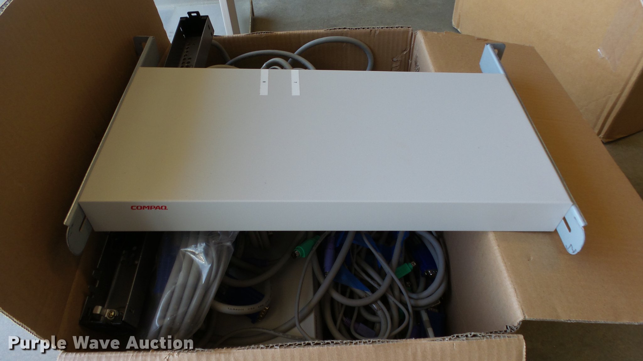 Electronics in Hutchinson, KS | Item EA9938 sold | Purple Wave