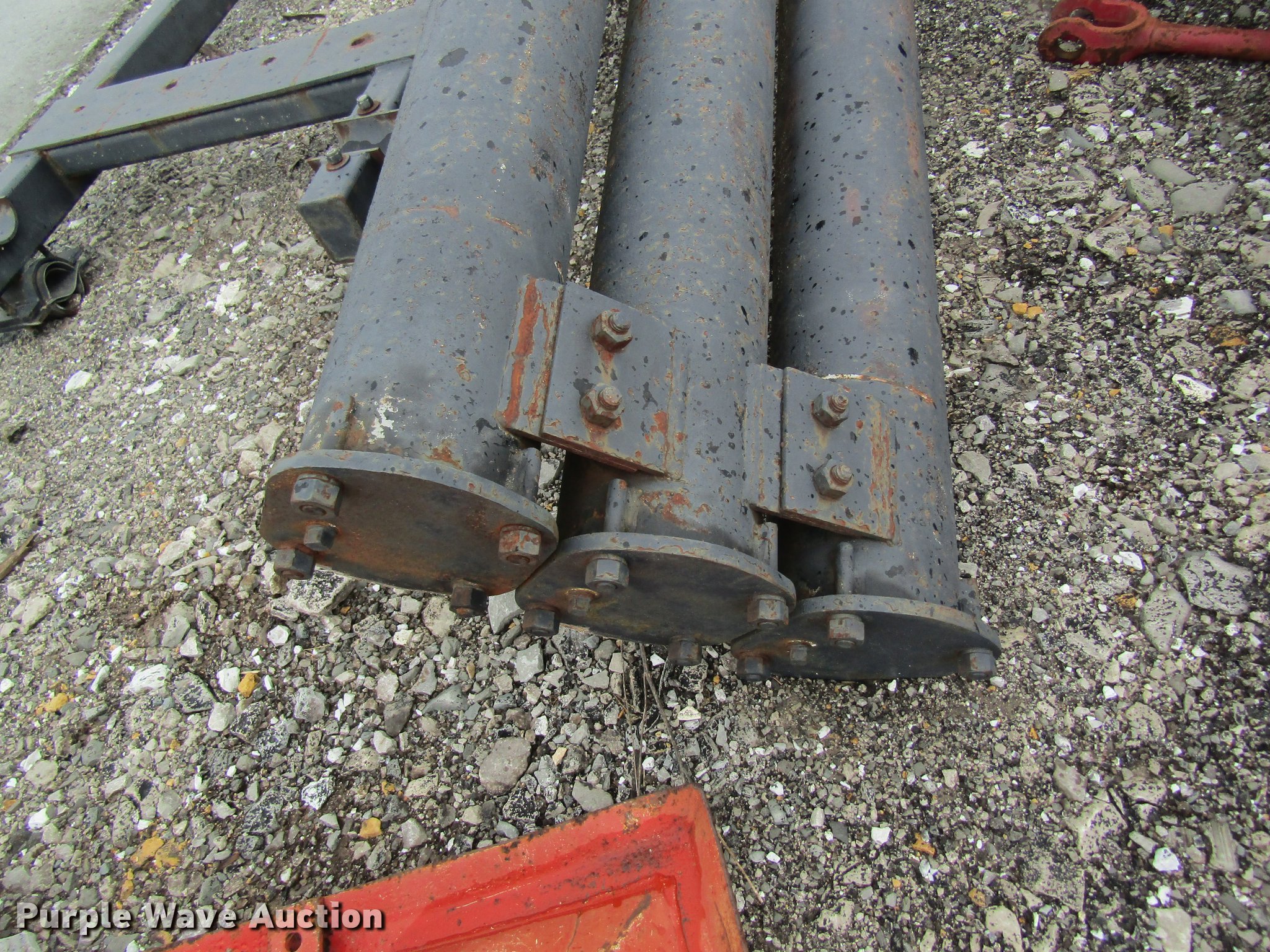 Crane tag line in Columbia, MO | Item DC4343 sold | Purple Wave