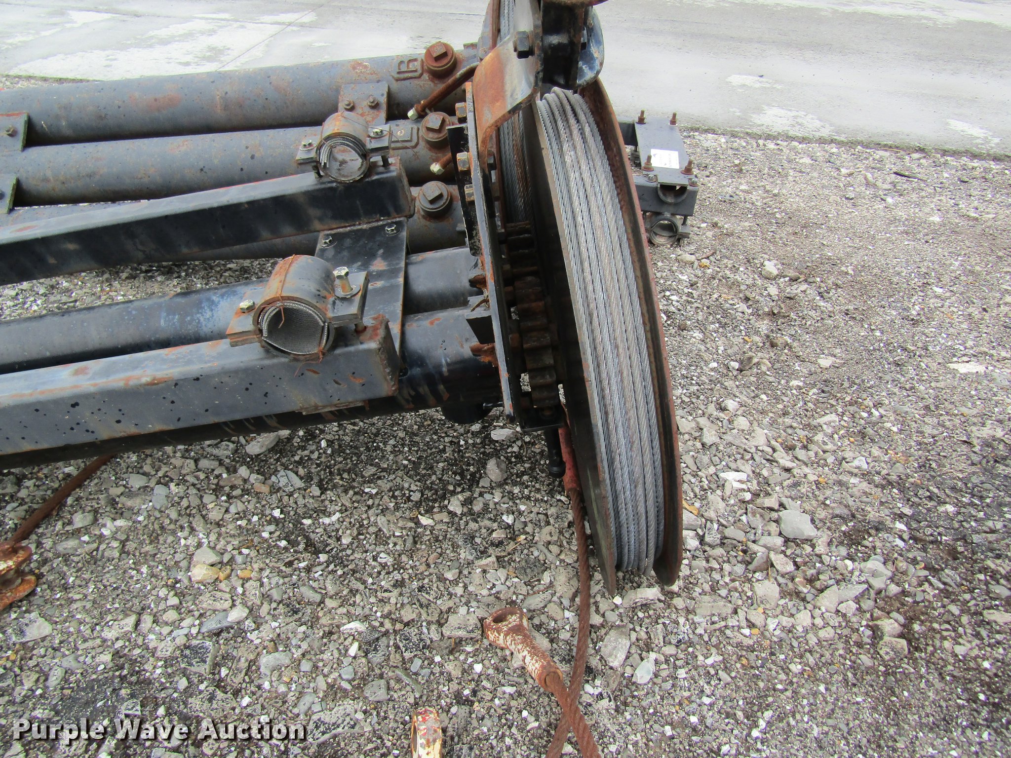 Crane tag line in Columbia, MO | Item DC4344 sold | Purple Wave