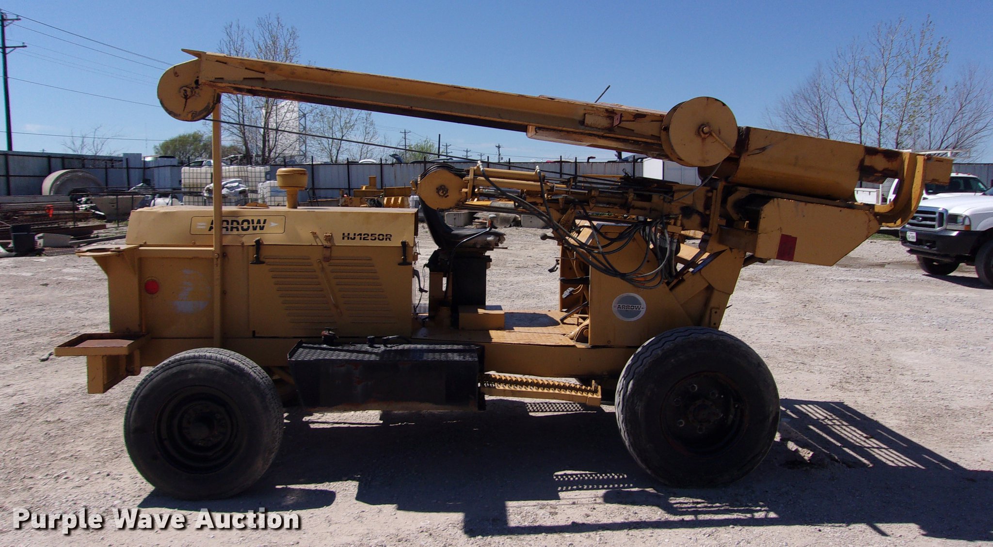Arrow HJ1250R breaker in Lewisville, TX | Item DC5964 sold | Purple Wave