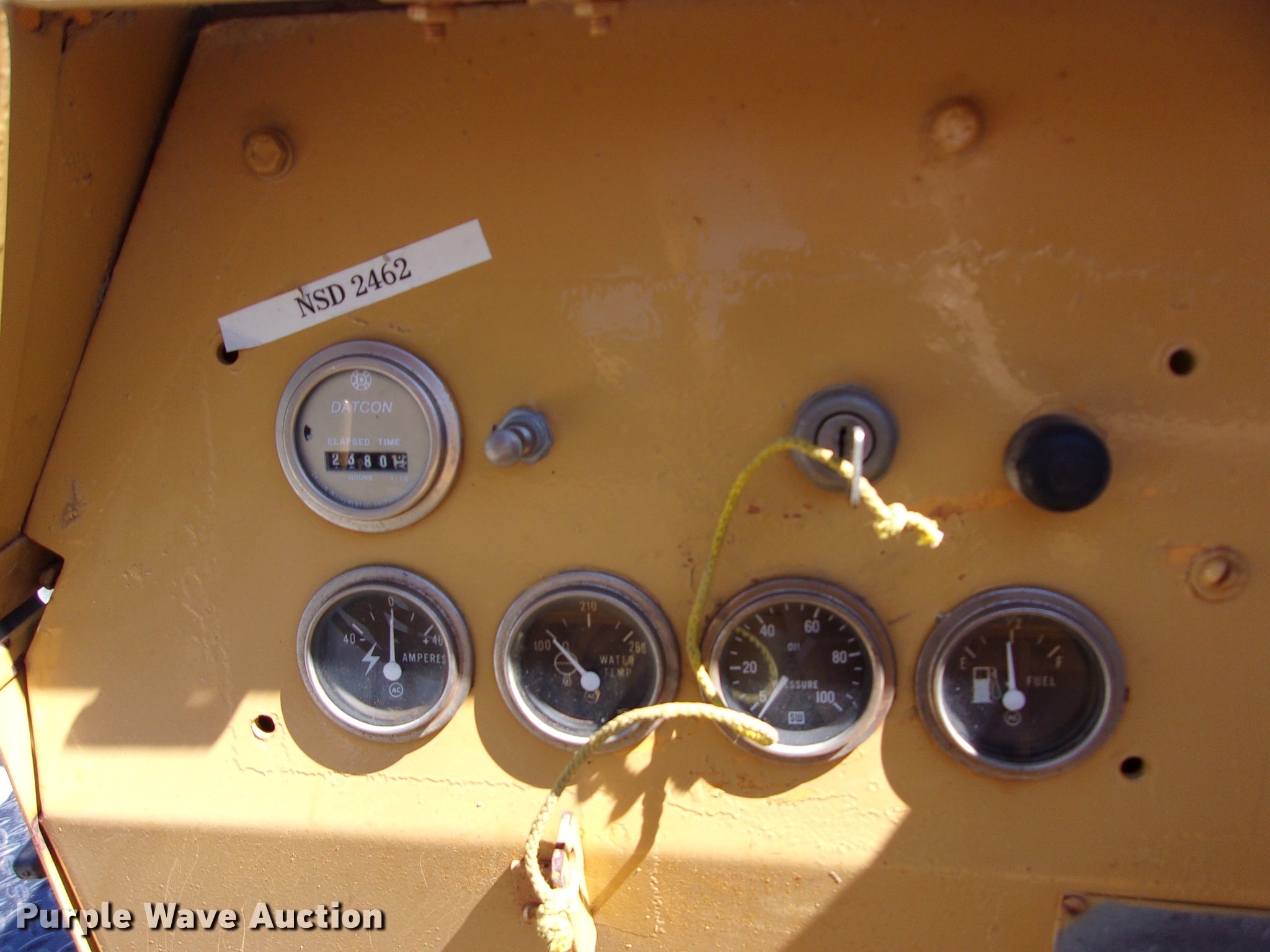 Arrow HJ1250R breaker in Lewisville, TX | Item DC5964 sold | Purple Wave