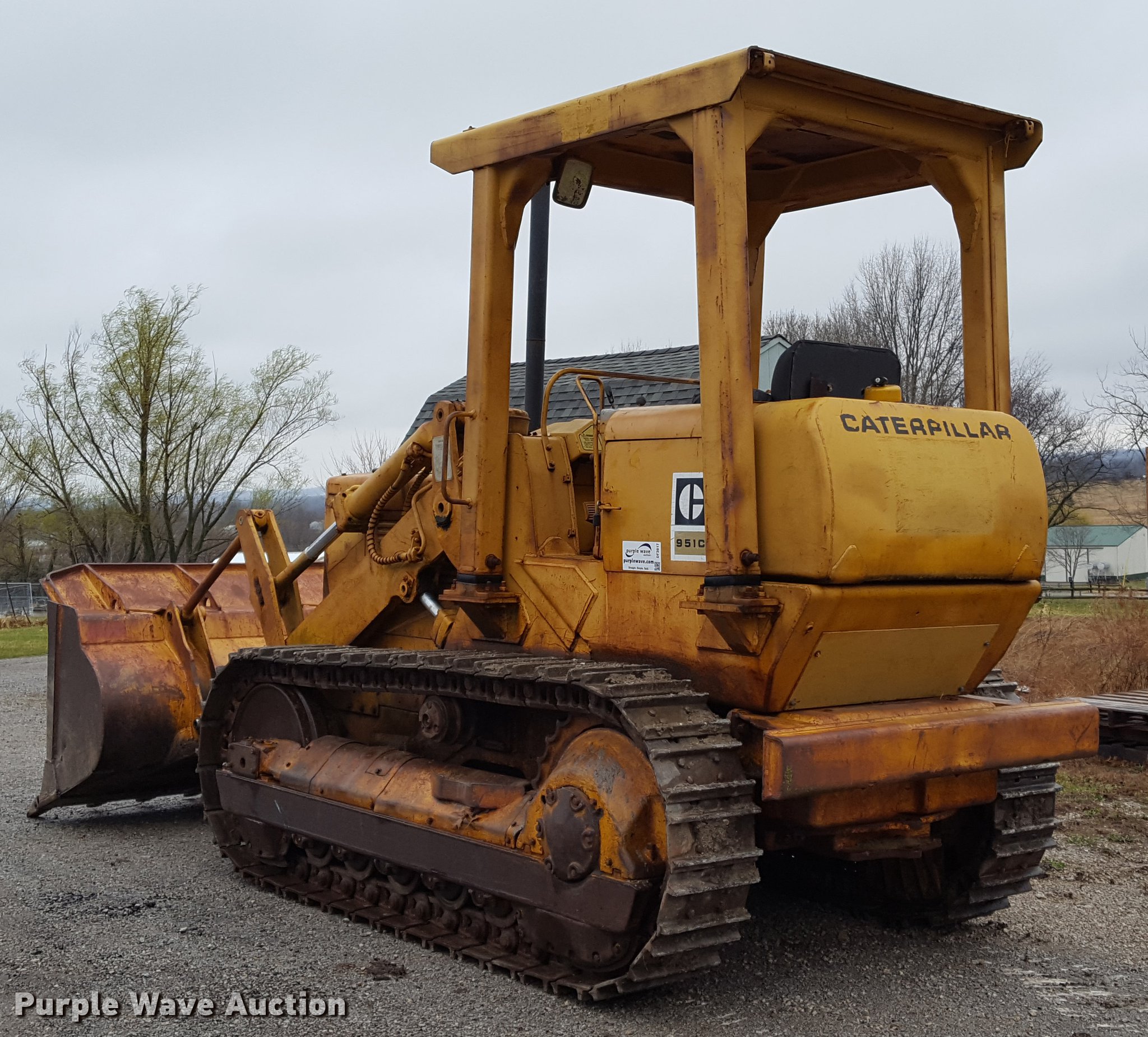 Caterpillar 951C track loader in Oak Grove, MO | Item DF3617 sold ...