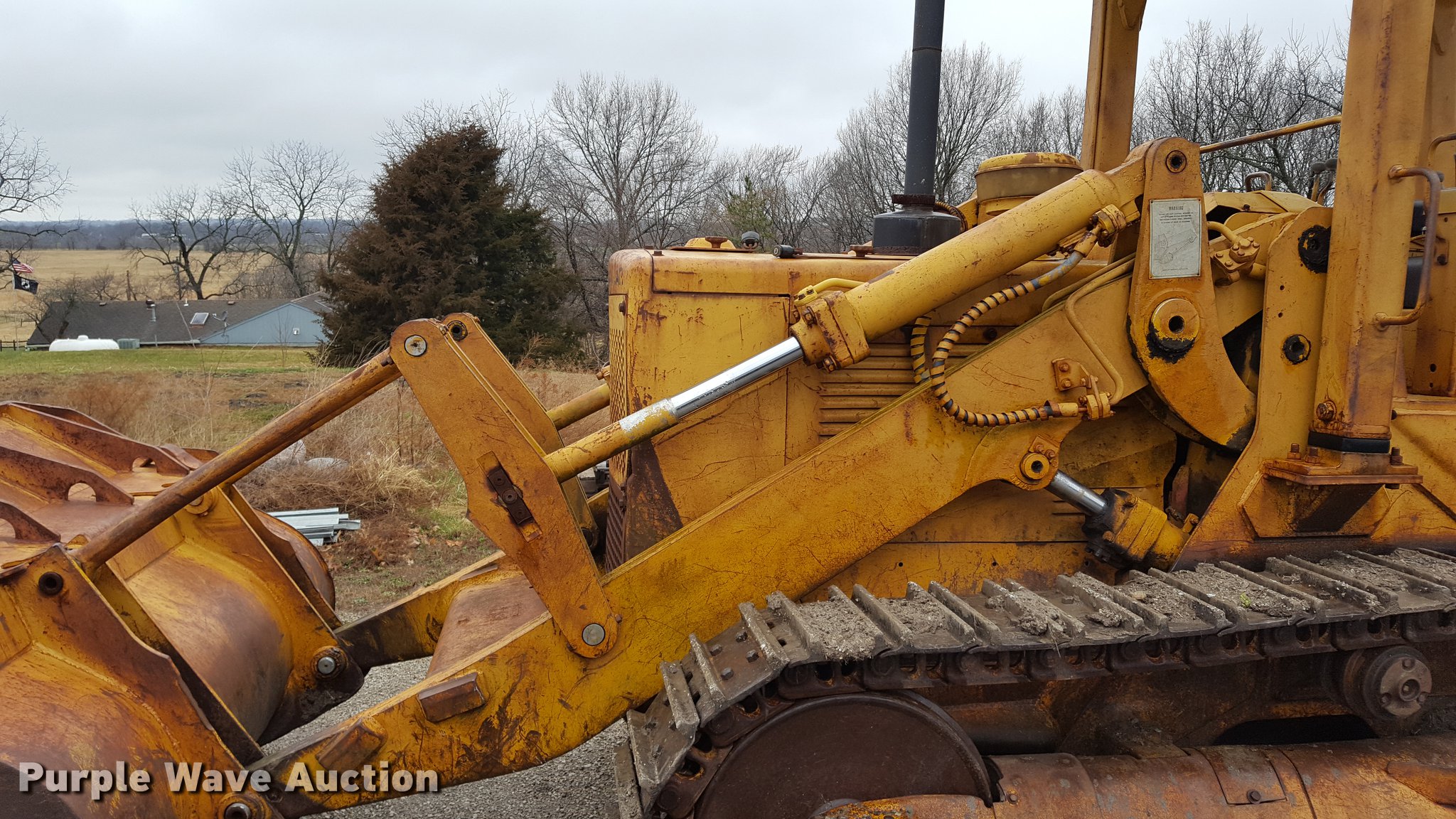 Caterpillar 951C track loader in Oak Grove, MO | Item DF3617 sold ...