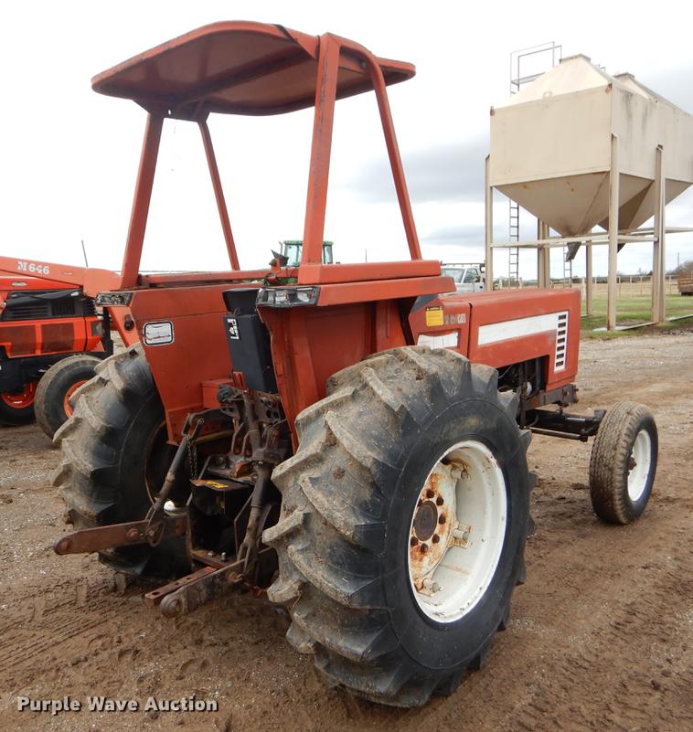 Hesston 70-66 tractor in Coalgate, OK | Item EJ9893 sold | Purple Wave