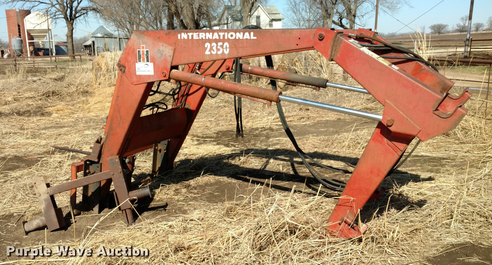 International 2350 Mount-O-Matic loader in Madison, KS | Item DC0967 ...