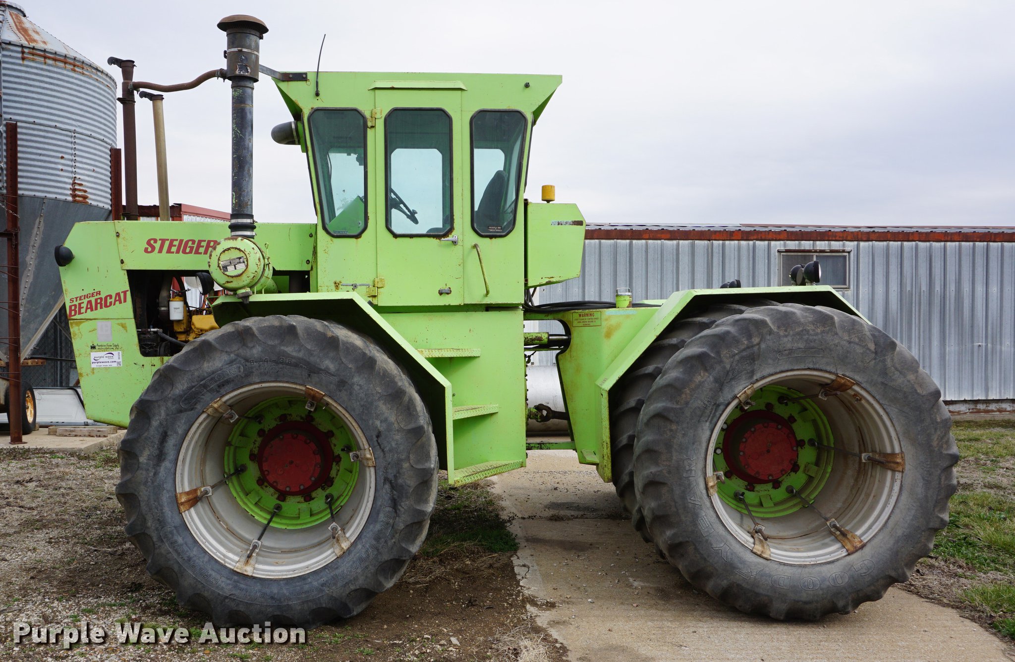 1973 Steiger Bearcat 4WD tractor in Wamego, KS | Item DE3255 sold ...
