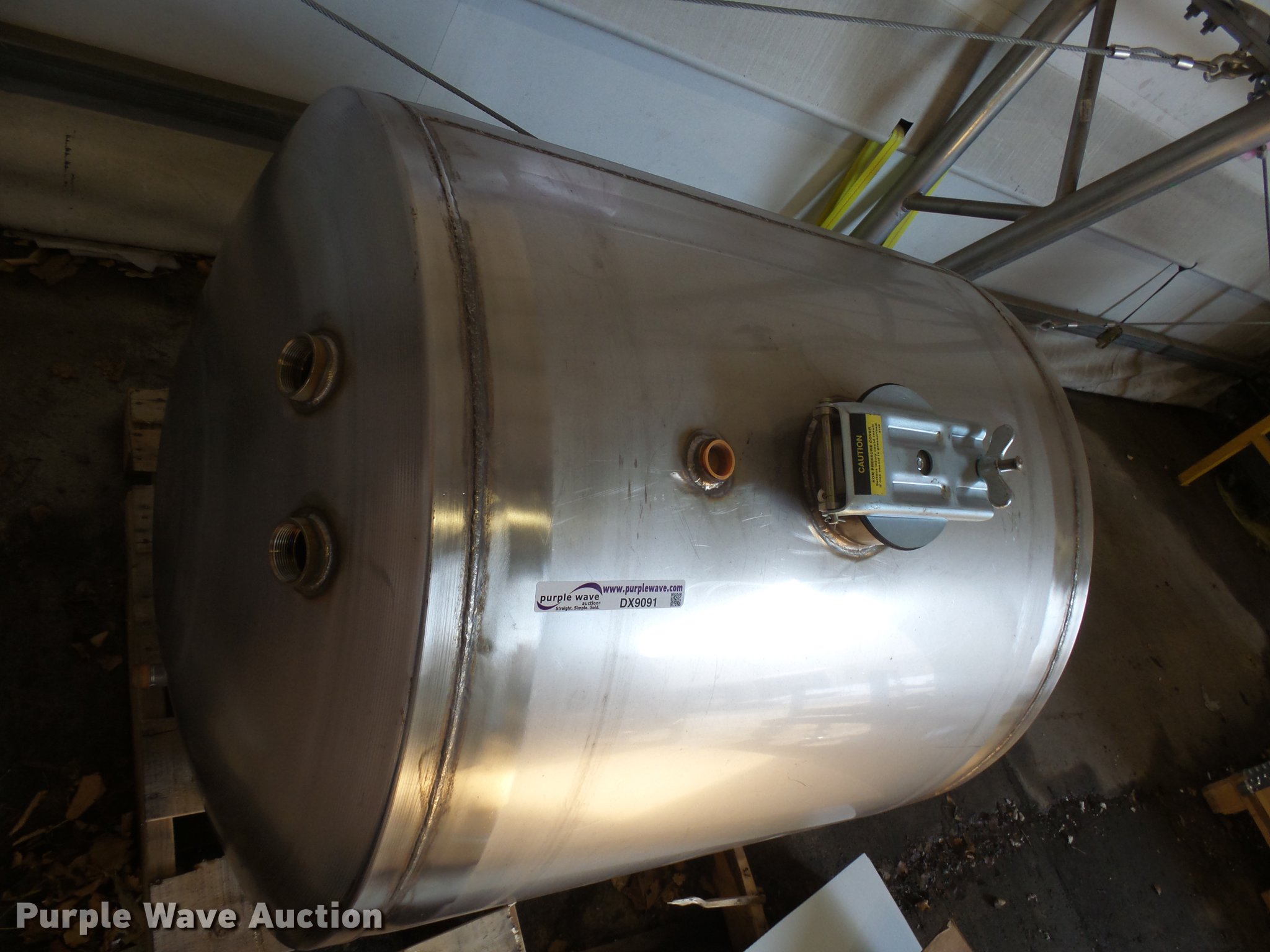 Wheeler stainless steel tank in Jackson, MN | Item DX9091 sold | Purple ...