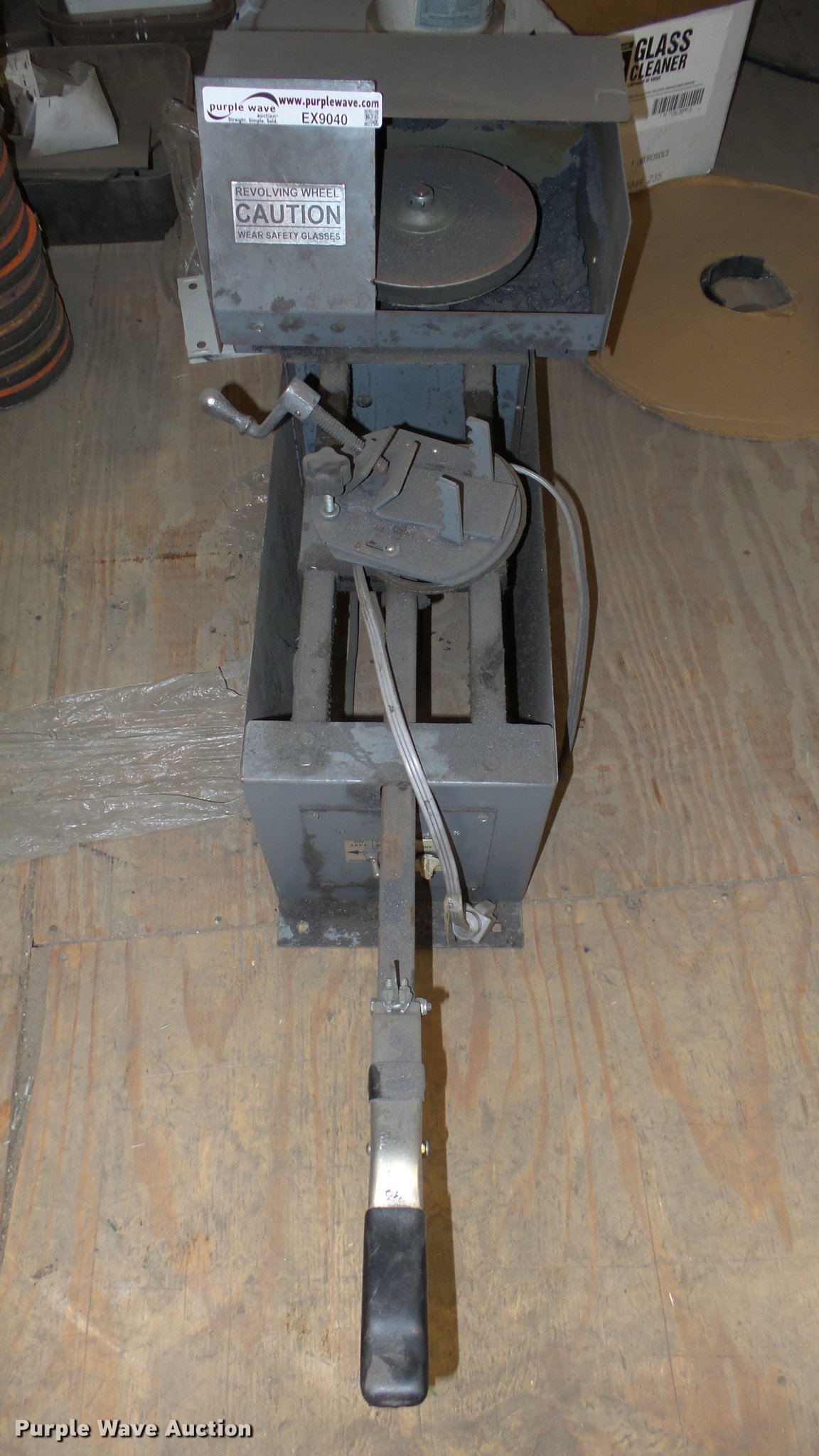 RBG912 rotary blade grinder in Newton, KS | Item EX9040 sold | Purple Wave