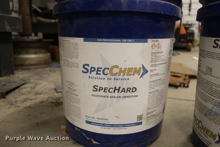 (4) Spec chem five gallon buckets of concrete sealer in Russell, KS ...
