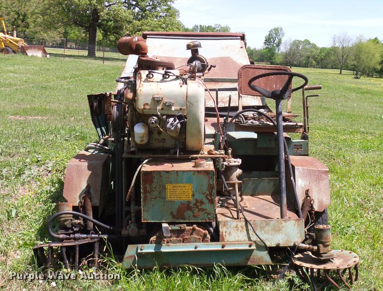 Lockwood 480 pecan harvester in Valliant, OK | Item DD1292 sold ...