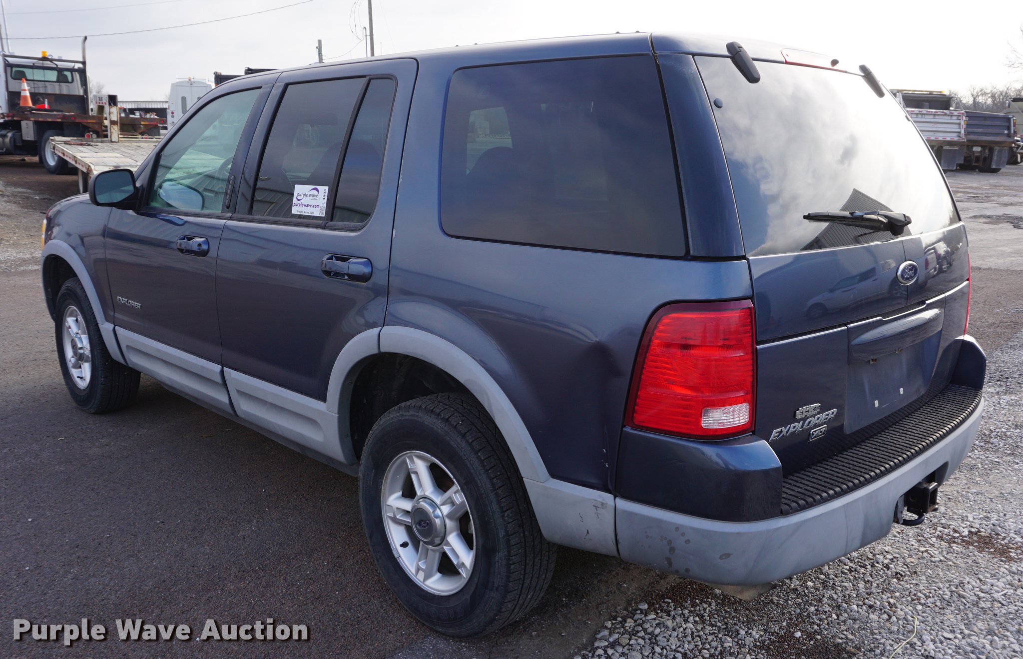 2002 Ford Explorer SUV in Leavenworth, KS | Item L4804 sold | Purple Wave