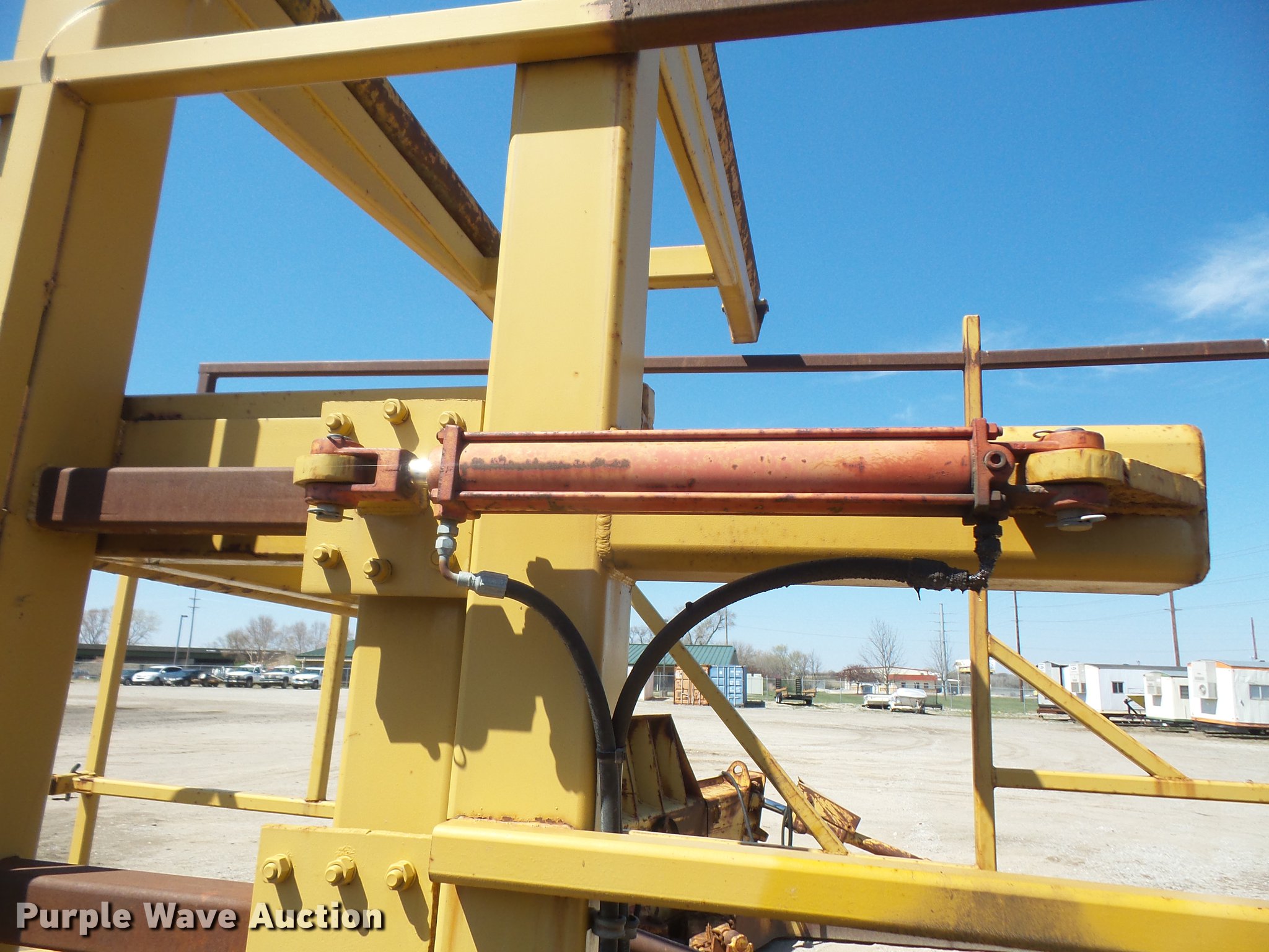 Mcelroy LT0048 line tamer in Topeka, KS | Item DE3312 sold | Purple Wave