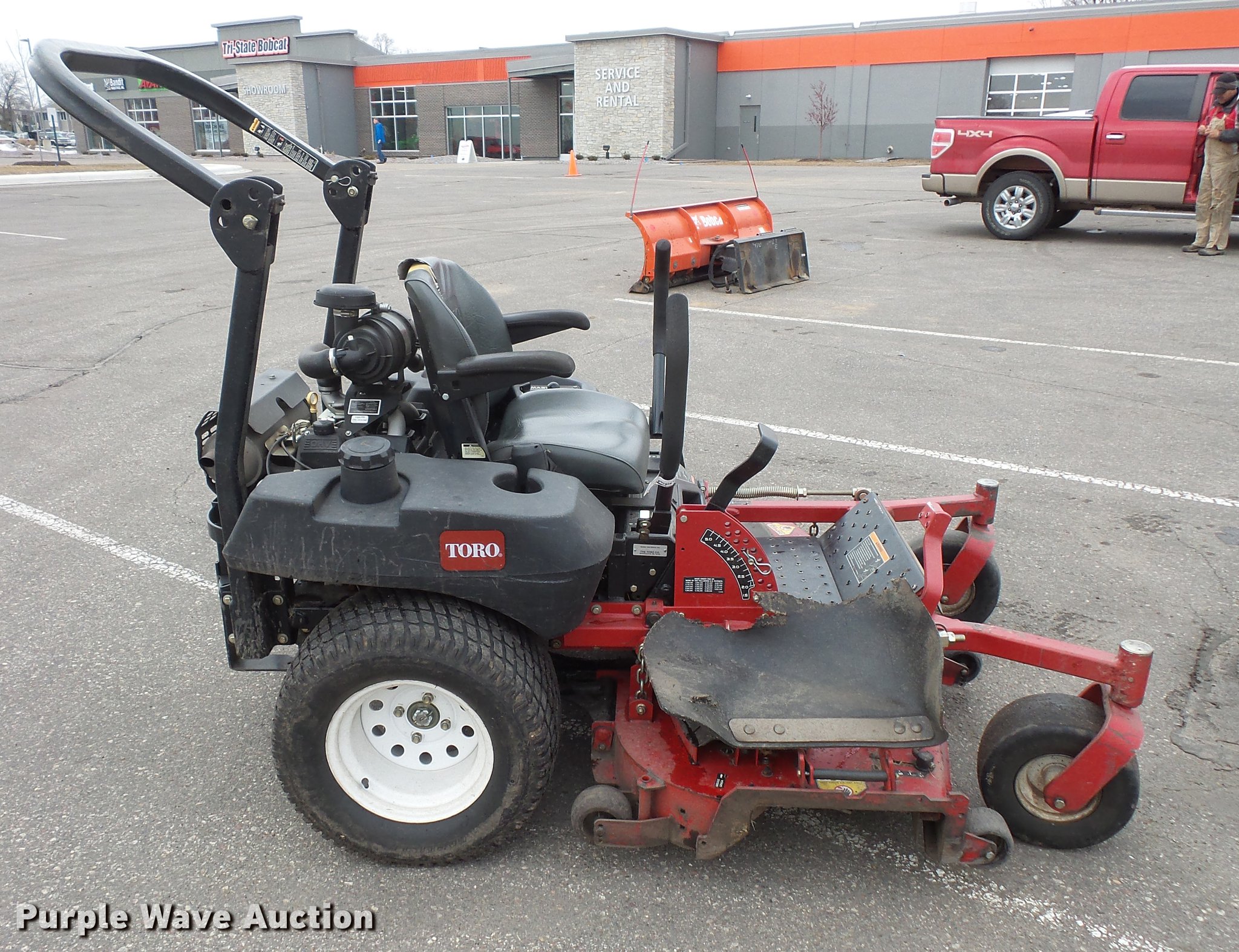 Toro Z Master ZTR lawn mower in Little Canada, MN | Item DV9647 sold ...