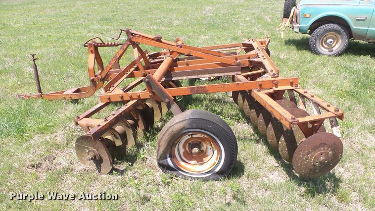 Allis Chalmers disk in Howard, KS | Item EZ9604 sold | Purple Wave
