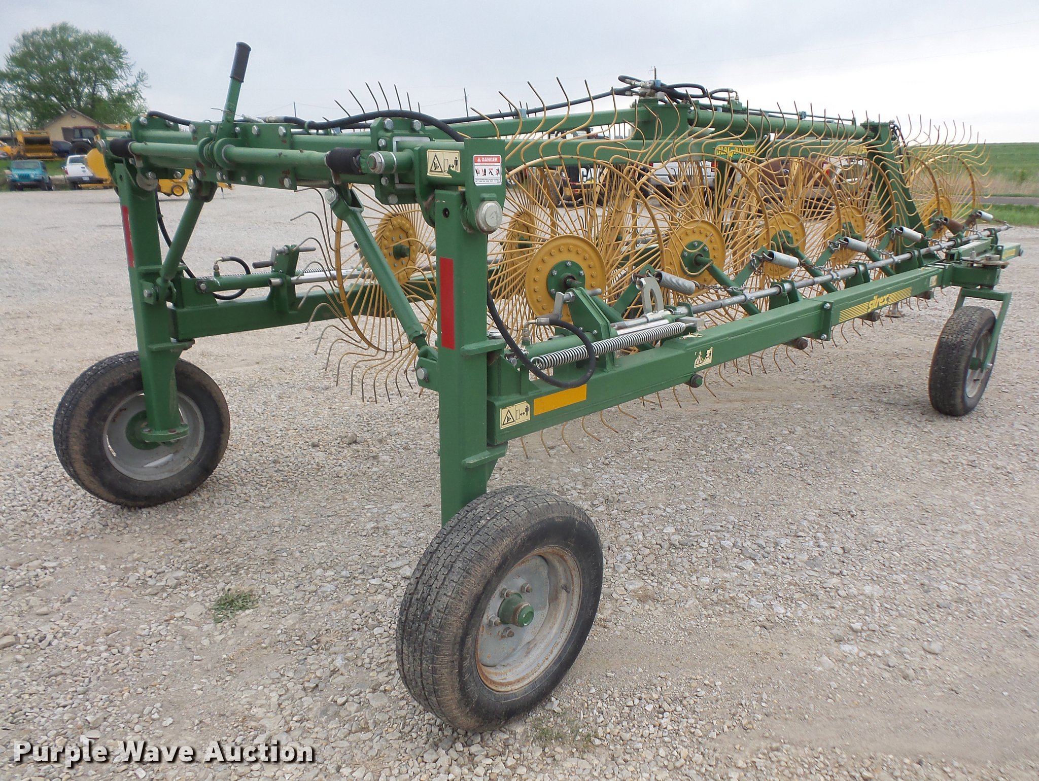 2006 Sitrex MK-12 hay rake in McLouth, KS | Item DB6141 sold | Purple Wave