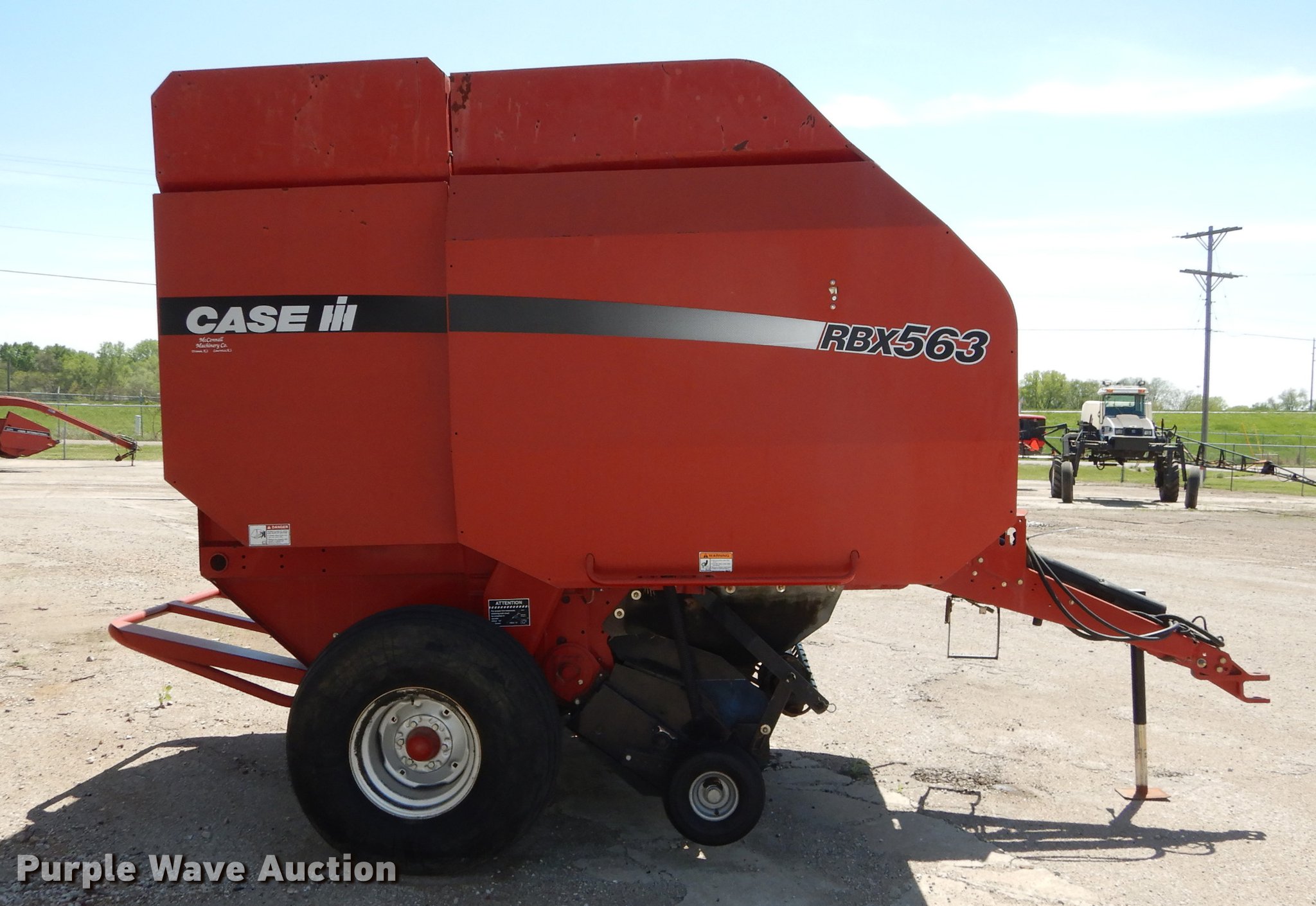 2007 Case IH RBX563 round baler in Topeka, KS | Item DE1654 sold ...