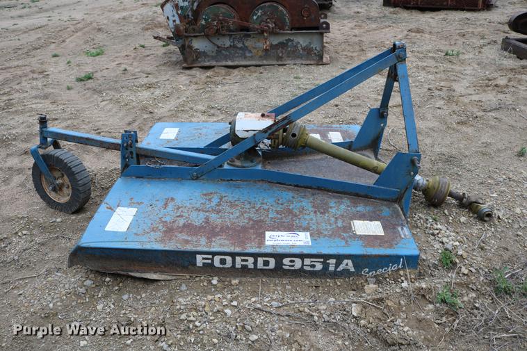 Ford 951A rotary mower in Concordia, KS | Item DD4212 sold | Purple Wave