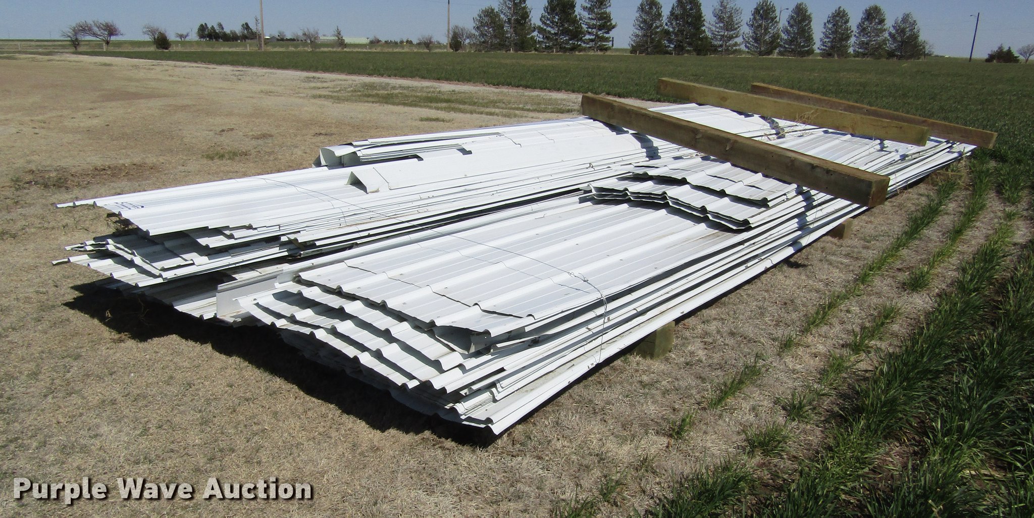 Pro panel metal in Goodland, KS | Item DD8768 sold | Purple Wave