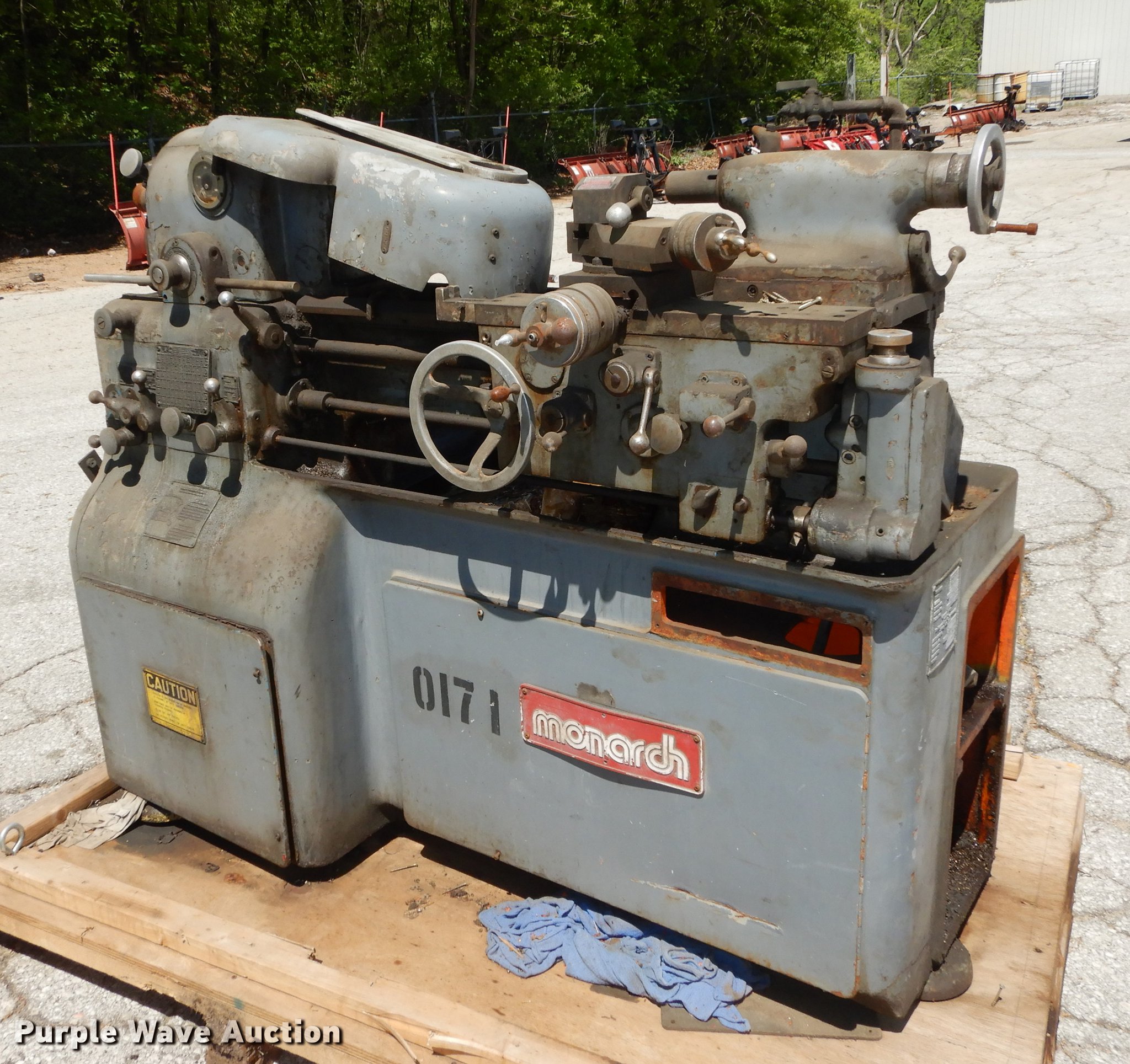 Monarch metal lathe in Kansas City, KS | Item DB6118 sold | Purple Wave