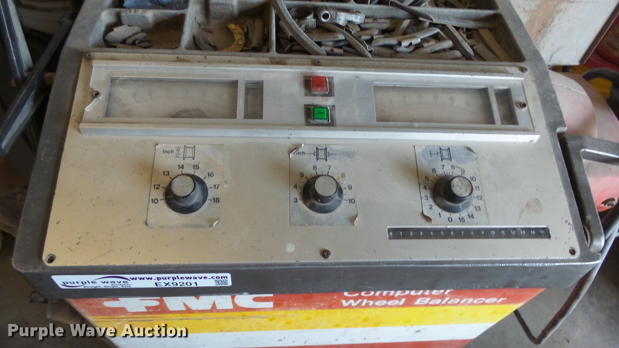 FMC computer wheel balancer in Arkansas City, KS | Item EX9201 sold ...