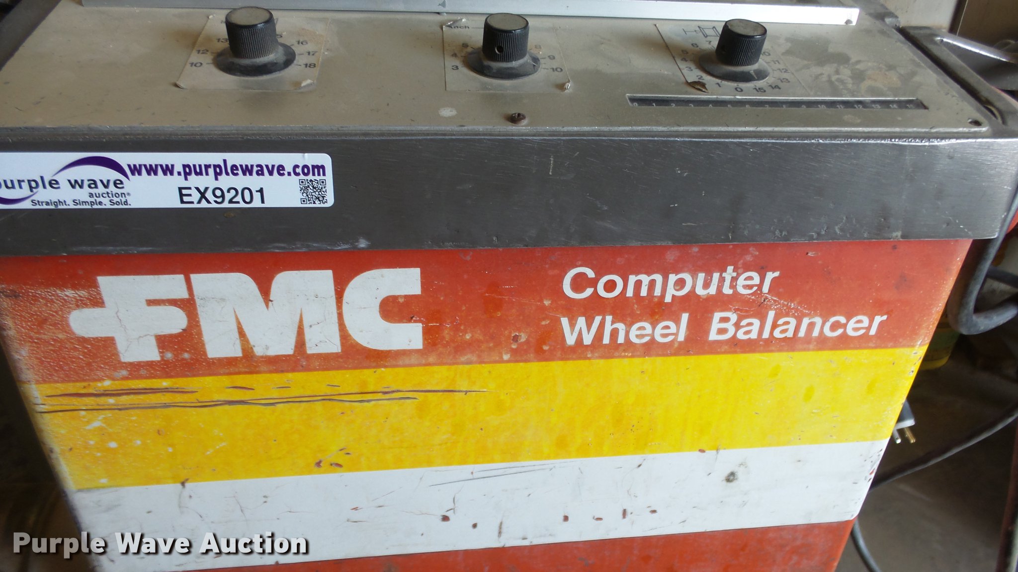 FMC computer wheel balancer in Arkansas City, KS | Item EX9201 sold ...