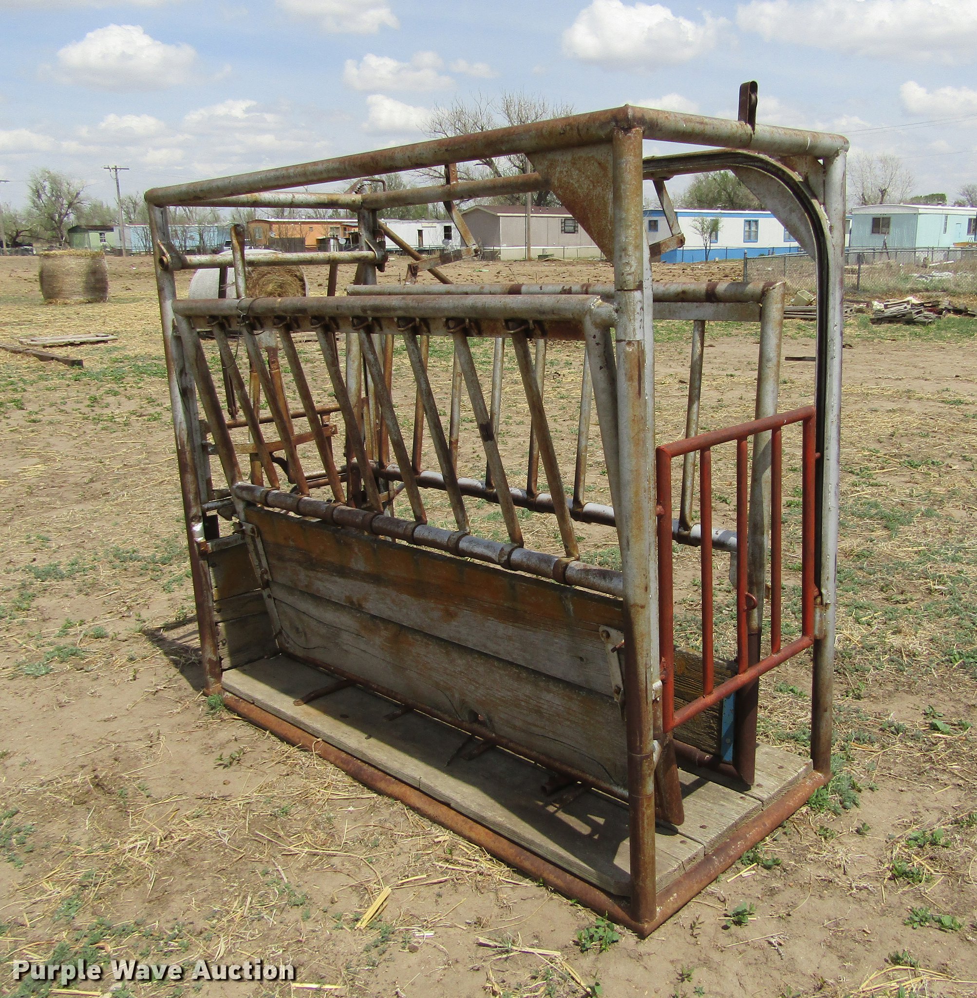 (2) cattle working chutes in Dodge City, KS | Item DE6785 sold | Purple ...