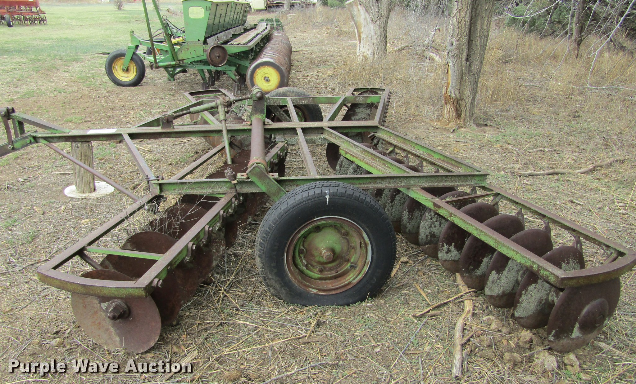 John Deere disk in Dighton, KS | Item DE6803 sold | Purple Wave